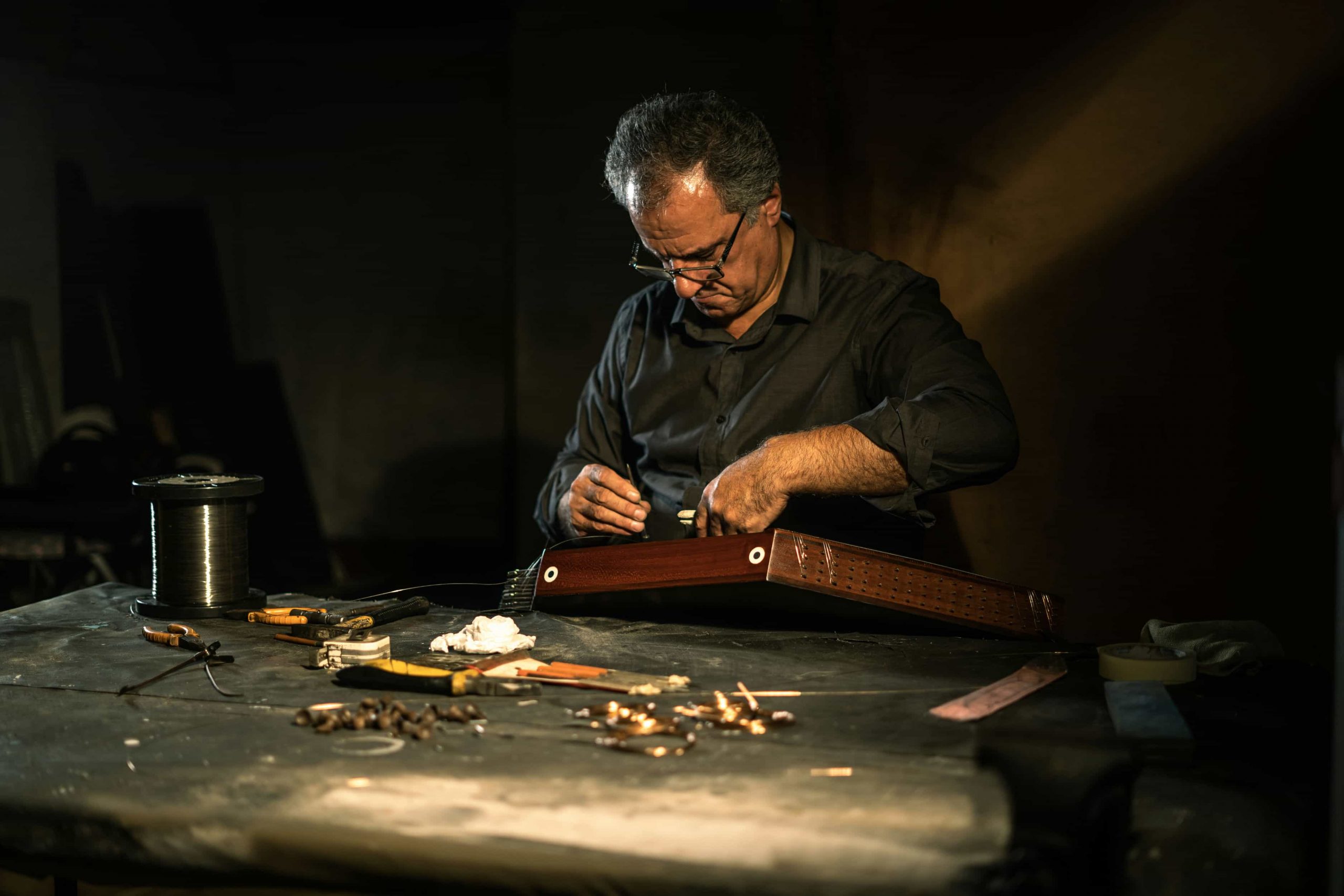 Santur Maker - Ali Nasrollahian