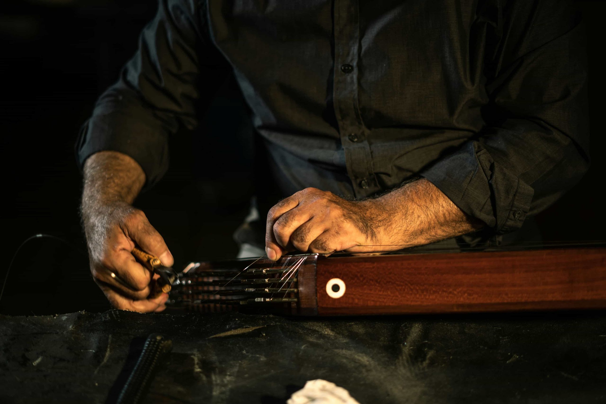 Santur Maker - Ali Nasrollahian